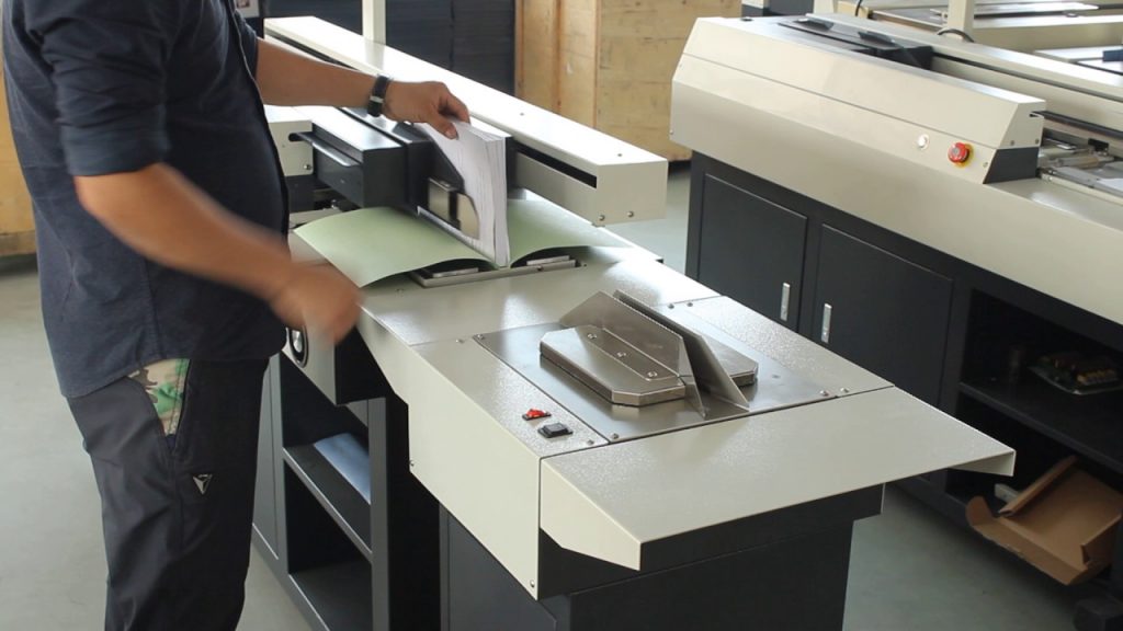 How To Select An Ideal Binding Machine Successfully? - Business Blog
